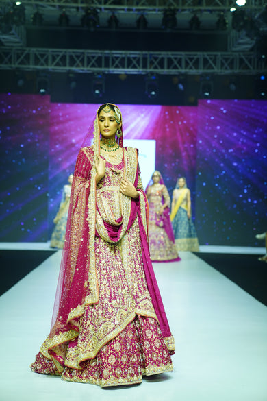 Hyderabadi Bridal Khada Dupatta (Drape Saree) – AALIYA DEEBA